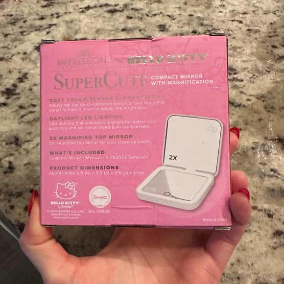Impressions | Accessories | Hello Kitty Supercute Compact Mirror With ...